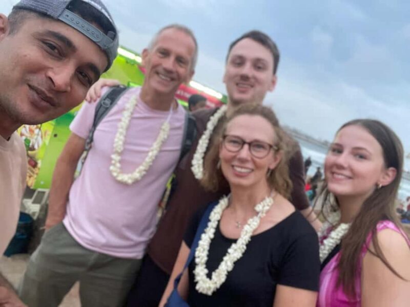 Colombo: Private Tuk-Tuk City Tour with Guide & All Tickets - Key Points