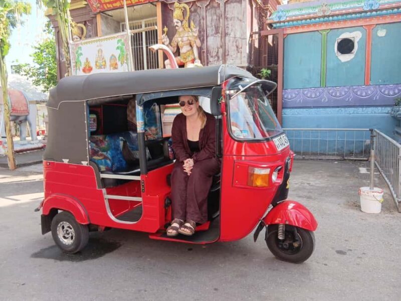 Colombo: Sightseeing Tour by Tuk Tuk - Entry Fees Included - Authenticity & Local Flavor