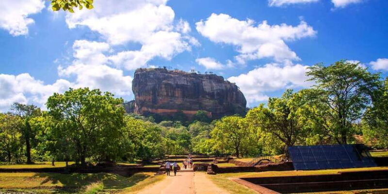Colombo: Sigiriya Dambulla & Minneriya park Safari day tour - Who Should Consider This Tour?