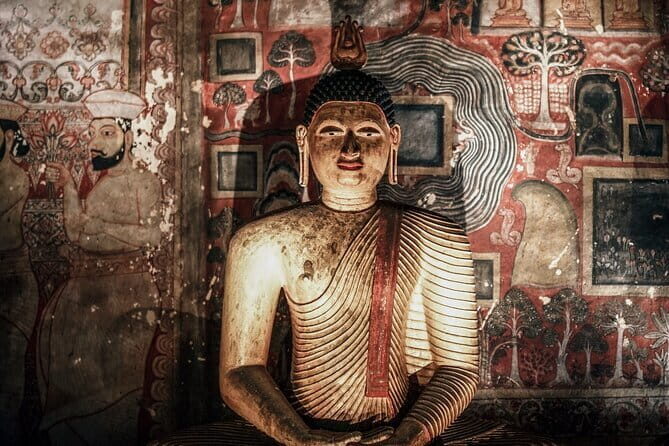 Colombo to Kandy Shuttle with Dambulla Sightseeing Tour - Key Points