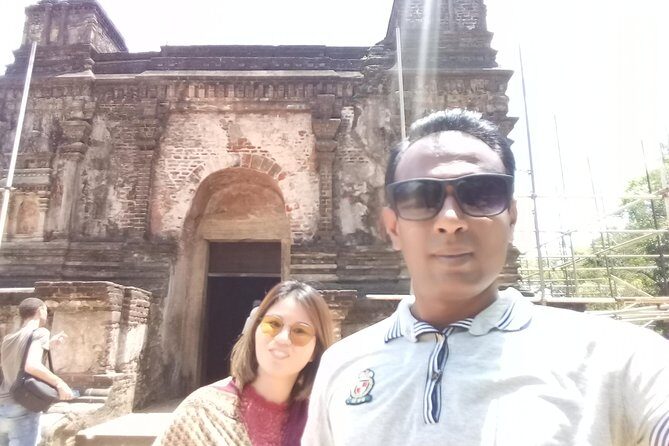 Colombo to polonnaruwa ancient city visit and safari - Key Points
