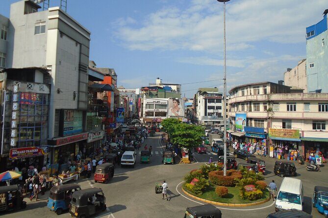 Colombo Tuk Tuk City Tour  Sightseeing Entry Fees Included - FAQ