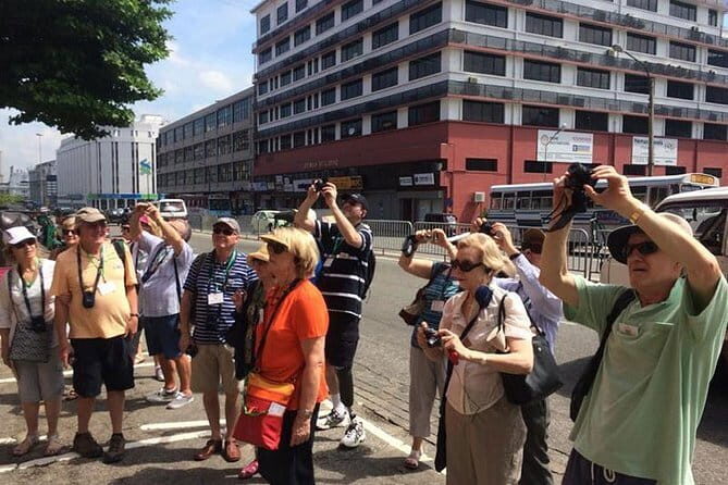 Colombo Walking Tour With Mark Forbs - Key Points
