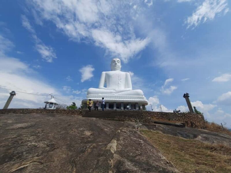 Colombo: Yapahuwa Rock Fortress and Kurunegala Day Trip - Exploring the Ruins and Museum