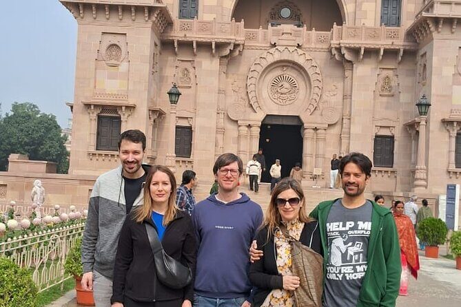 Colonial Cities, Tea Estate, Monasteries & Caves - The Marvel of Ajanta and Ellora Caves