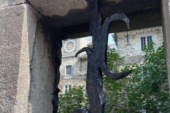 Colonial Secrets of Old Montreal Walking Tour - Key Points