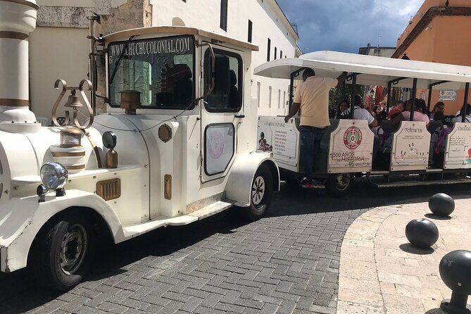 Colonial Zone Train 45 minutes of history and culture in Santo Domingo - Practical Tips for Travelers