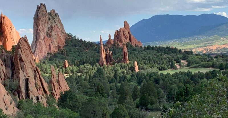 Colorado Springs: Garden of the Gods Luxury Jeep Tour - A Closer Look at the Experience