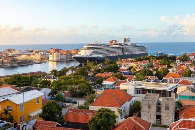 Colors & Flavors: City, Culture & Authentic Blue Curaçao Tasting - Discovering Willemstad’s Colors and Flavors