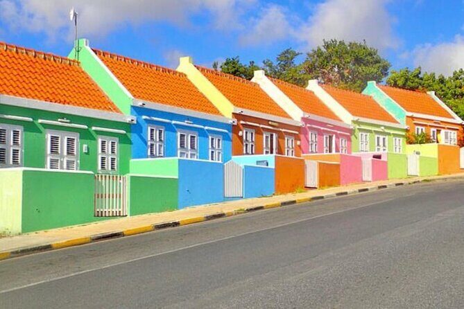 Colors & Flavors: City, Culture & Authentic Blue Curaçao Tasting - FAQ