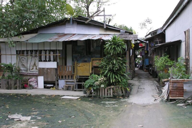 Colors Of Bangkok: 4-Hour Small Group Bike Tour - Lunch and Return Journey