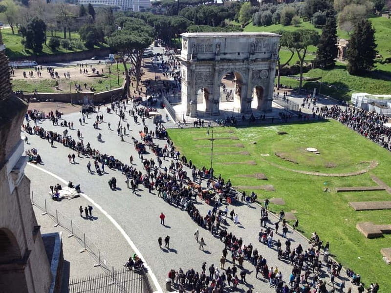 Colosseum, Forum & Palatine Hill Guided Walking tour - A Deep Dive into the Experience