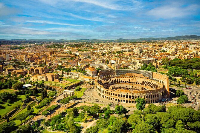 Colosseum Guided Tour and Self-Guided Roman Forum Visit - The Guided Tour of the Colosseum: Walking Through Ancient Rome