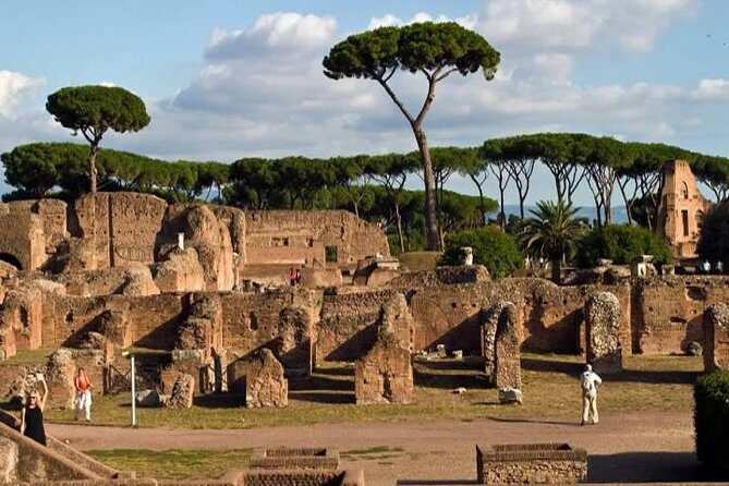 Colosseum Guided Tour with Roman Forum and Palatine Hill Entrance - Who Should Consider This Tour?