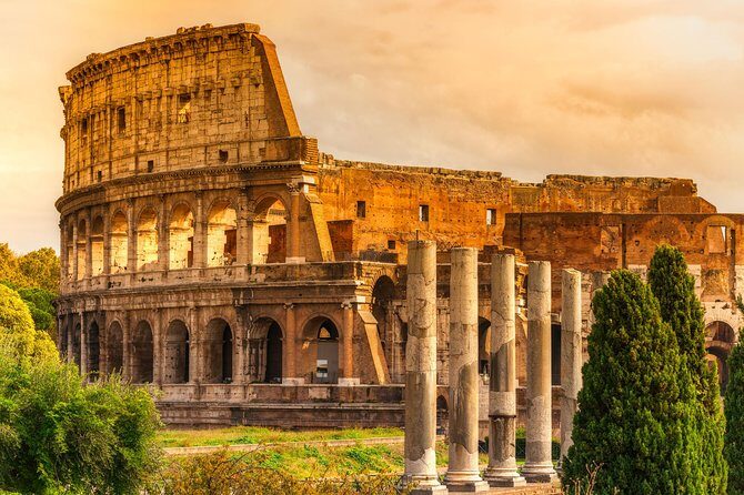 Colosseum Guided Tour with Roman Forum & Palatine Hill - Key Points