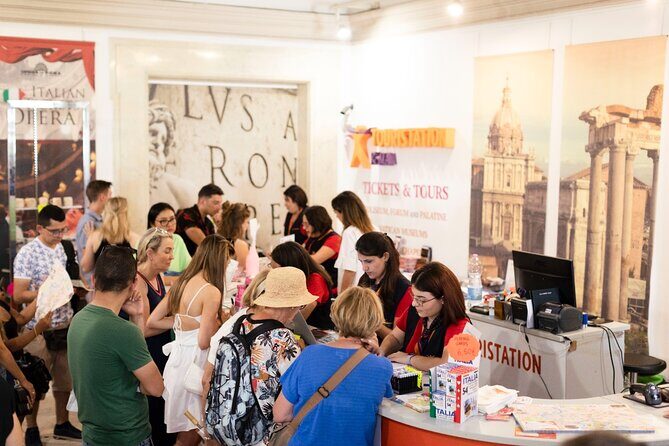 Colosseum, Vatican Museum, & Sistine Chapel Experience - Key Points