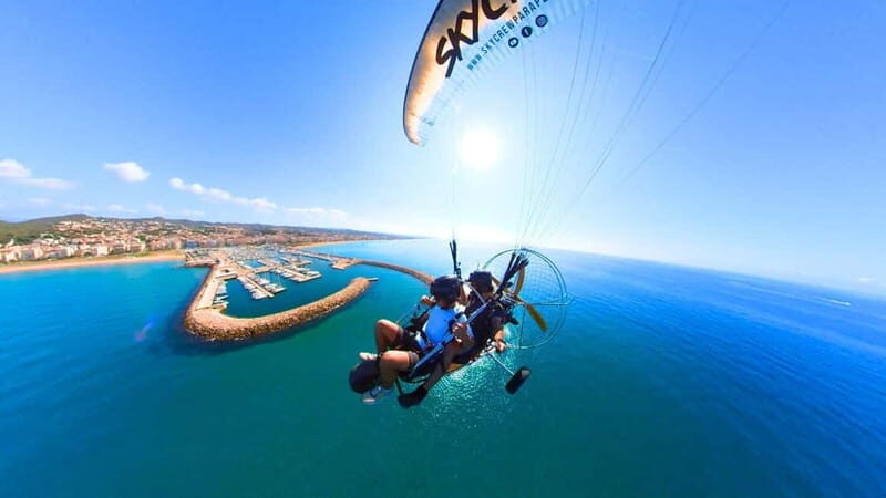 Coma-Ruga: Paramotor flight with photo and video report - An Introduction to the Experience