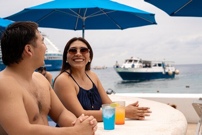 Combo Atlantis Submarine Adventure & Beach Club - only adults - FAQ