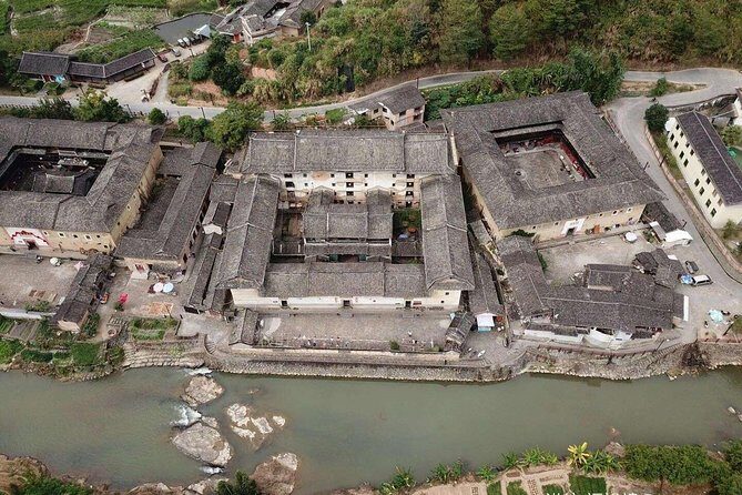 Combo: Overnight in Hakka Tulou plus 2-way transfers from Xiamen - Key Points