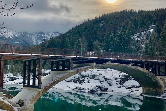 Combo: Scenic Drive & 2hr Snowshoeing Tour in Glacier National Park - Exploring the Combo: Scenic Drive & 2-Hour Snowshoeing in Glacier National Park