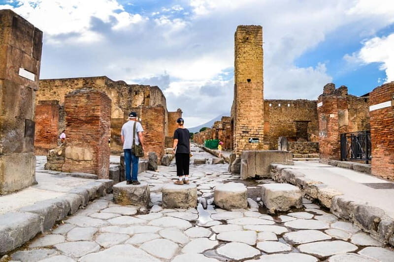 COMBO TOUR VESUVIO & POMPEII WITH LOCAL GUIDE - Who This Tour Is Best For