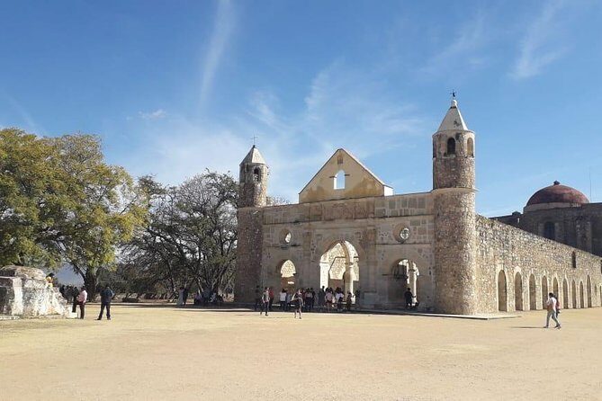 Combo two-day tours, Hierve el Agua Full day and Monte Alban full day - Who Should Consider This Tour?