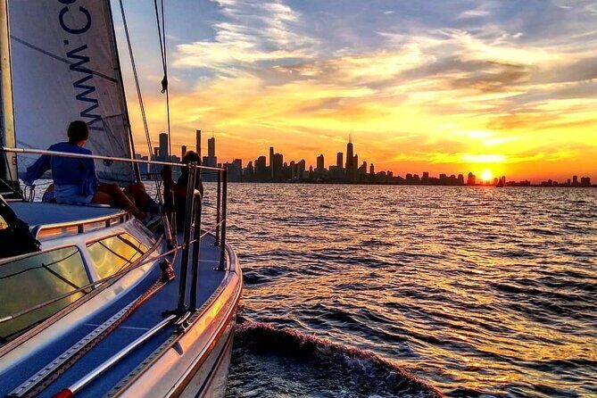 Come Sailing with us at Navy Pier: Sunset Sail on Lake Michigan - Key Points