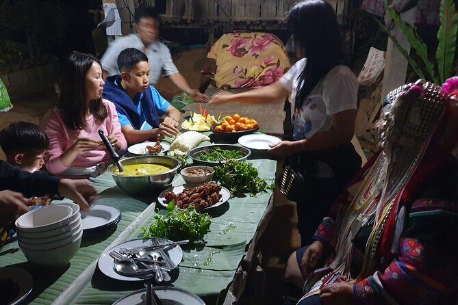 Come to Akha Village see Cooking eatting and dancing with Akha people - The Experience of Cooking and Eating