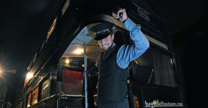 Comedy Horror Show: York Ghost Bus Tour - The Guides and Their Role in Creating Atmosphere