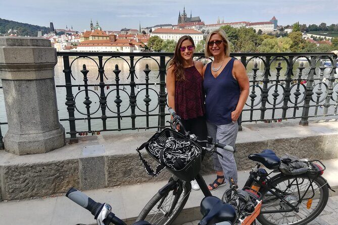 Communism and World War 2 Prague City Tour - FAQ