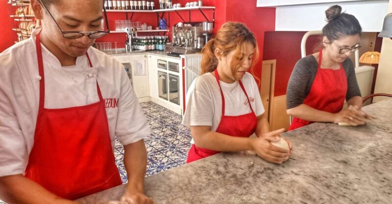 Como Area: Pizza Training Experience - The Meal: A Family-Style Feast