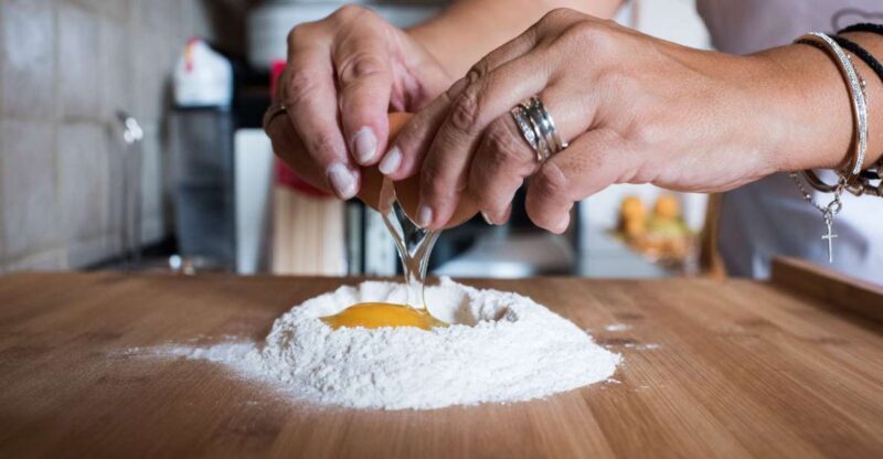 Como: Pasta and Tiramisu Class at a Local's Home - Who Will Love This Experience?