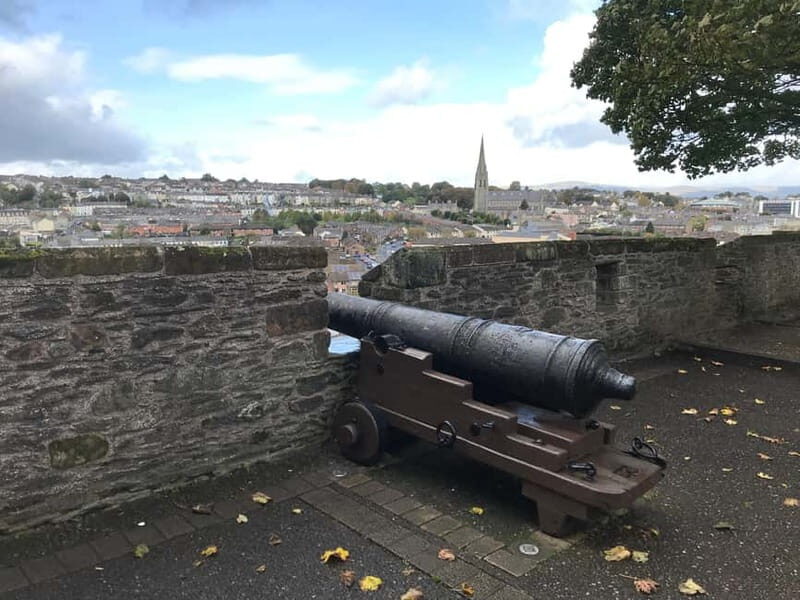 Complete city tour of Derry - Introduction