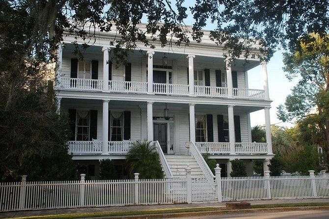 Complete History and Movie Walking Tour of Beaufort - Exploring Beaufort in Depth