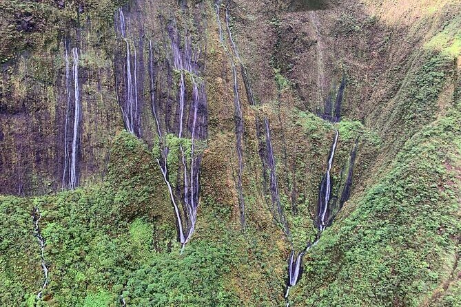 Complete Island 60-Minute Helicopter Tour - Authentic Experiences from Past Reviewers