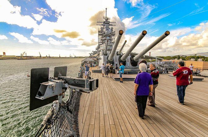 Complete Pearl Harbor Experience Tour - Who Should Consider This Tour?
