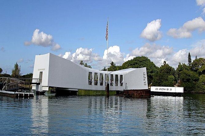 Complete Pearl Harbor Experience Tour from Waikiki Area Hotels - A Practical Guide to the Complete Pearl Harbor Experience Tour from Waikiki Hotels