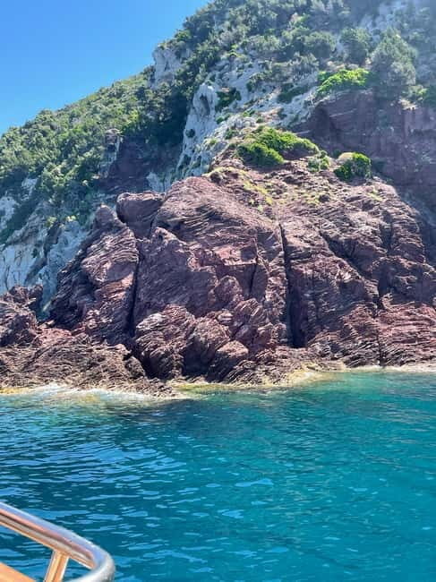 Complete tour of Elba Island - Setting Off: First Impressions and Expectations