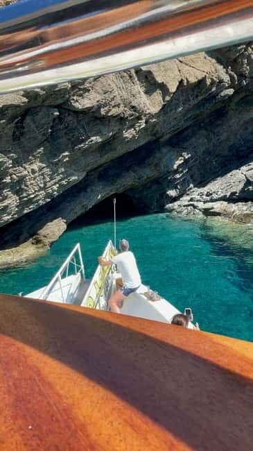 Complete tour of Elba Island - The Finish Line: Return to Marina di Campo