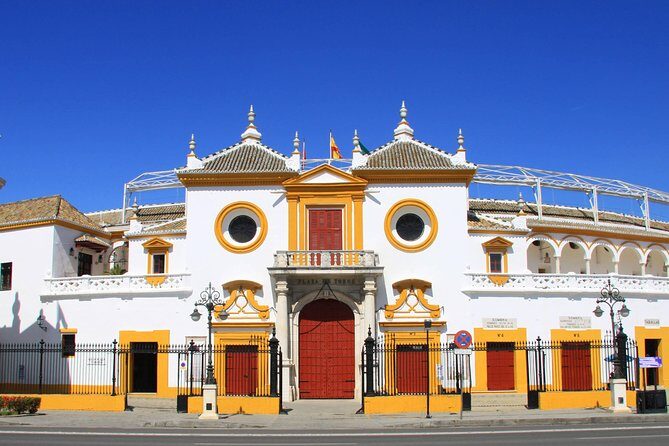 Complete Triana Tour "Corrales included" - FAQ