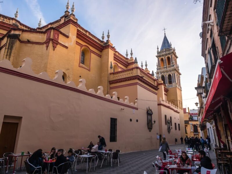 Complete Triana Tour "Corrales included". - Who Is This Tour Best For?