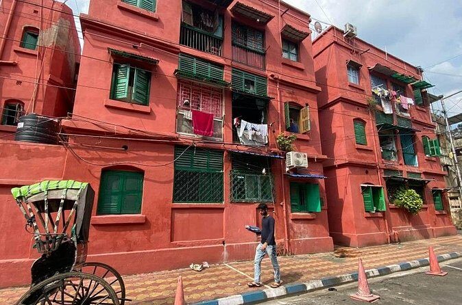 Confluence of Cultures from Bow Barracks to Burrabazar Kolkata - Who Should Consider This Tour?
