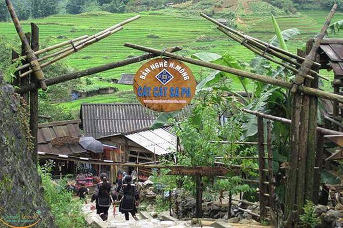 Conquer BREATH-TAKING Fansipan Peak of romantic Sapa in 2D1N tour - What We Love (And What to Consider)