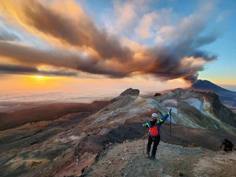 Conquer the summit of the Iztaccihuatl volcano - What makes this climb stand out