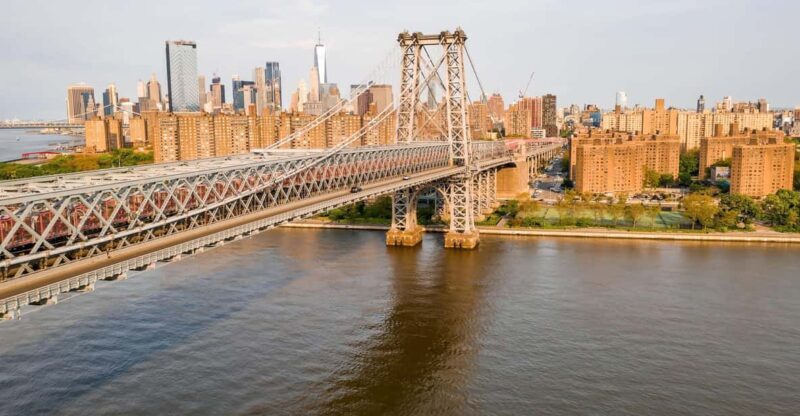 Contrasts of New York Tour - Introduction to the Tour Experience