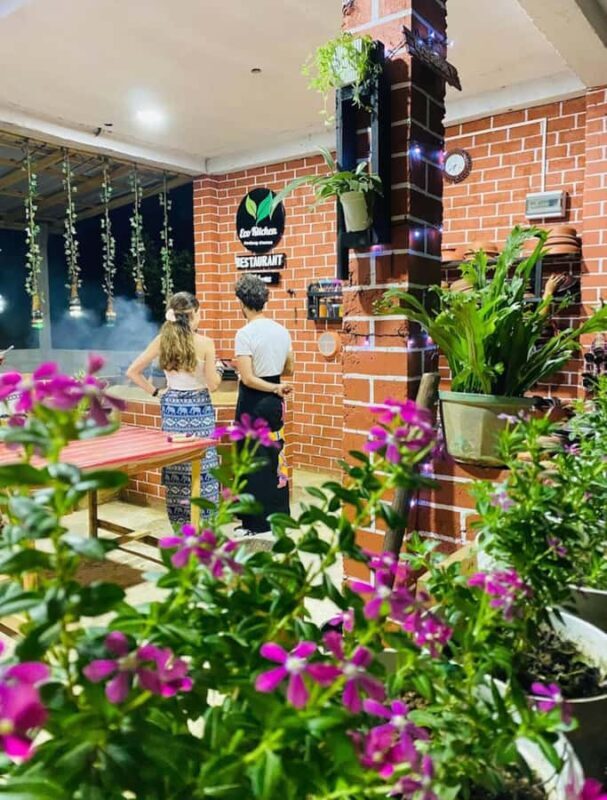 Cook Like a Local: Sri Lankan Rice & Curry Class in Sigiriya - The Sum Up