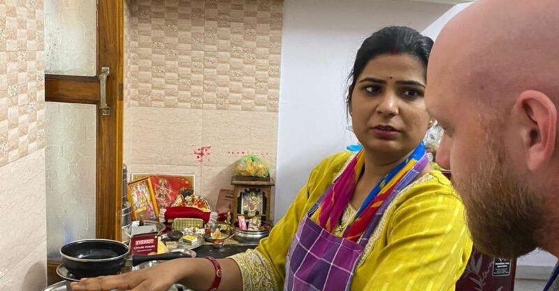 Cooking class and dinner with Rekha family with full meals - FAQs