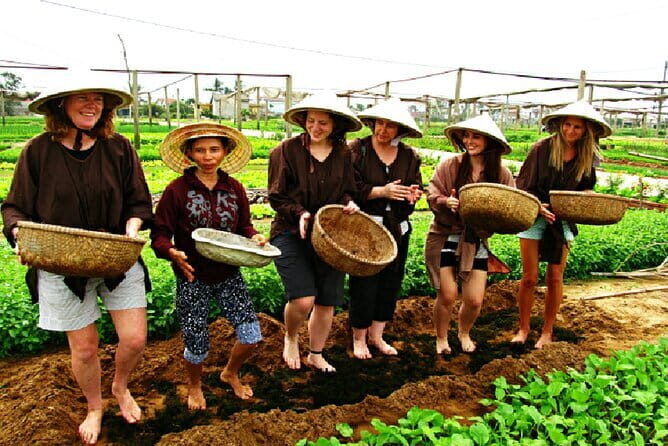 Cooking Class at Tra Que Village in Hoi An - A Closer Look at the Experience