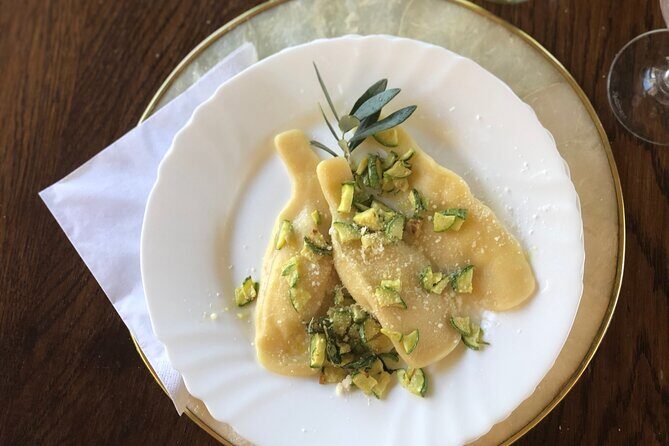 Cooking Class in a historical villa in Siena Provence - Who Will Love This Experience?