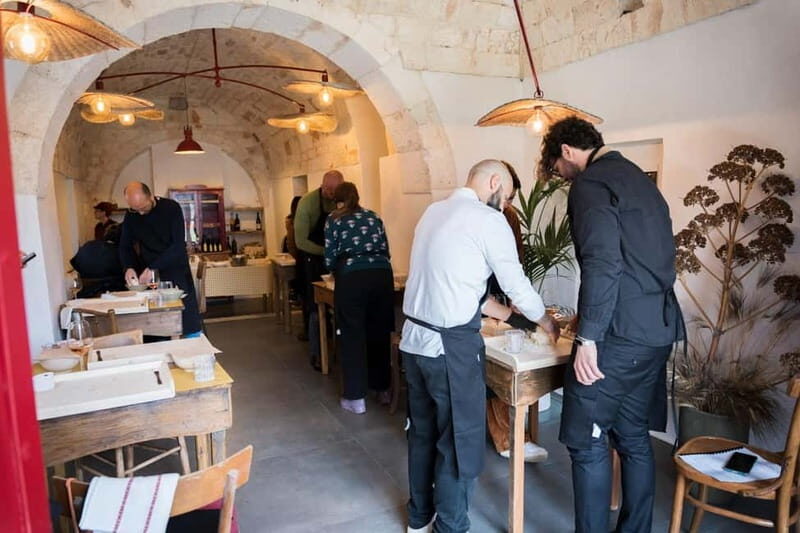 Cooking class in a private Trulli complex - Key Points